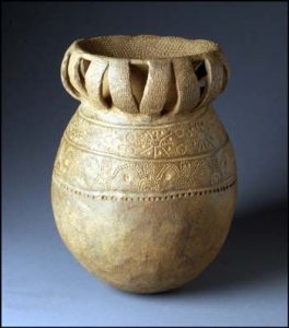 Ancient African Pottery (All You Need to Know!) - Education site