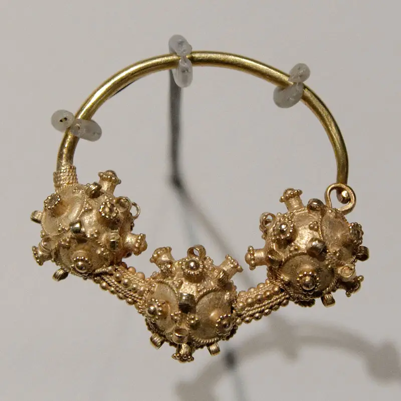 Middle Ages Jewelry - Education site
